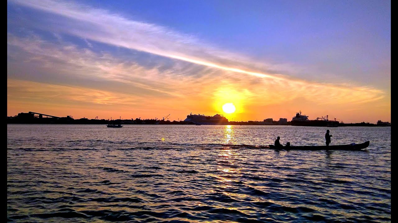 Beautiful sunsets around the world - YouTube