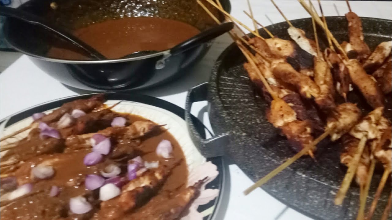 Cara bikin sate ayam// Bumbu kacang terenak. - YouTube