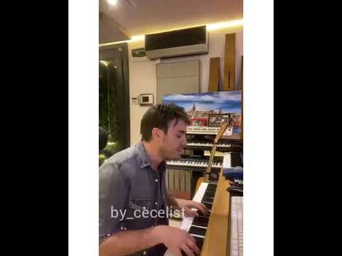 Mustafa Ceceli - Simsiyah (İnstagram Canlı Yayından)