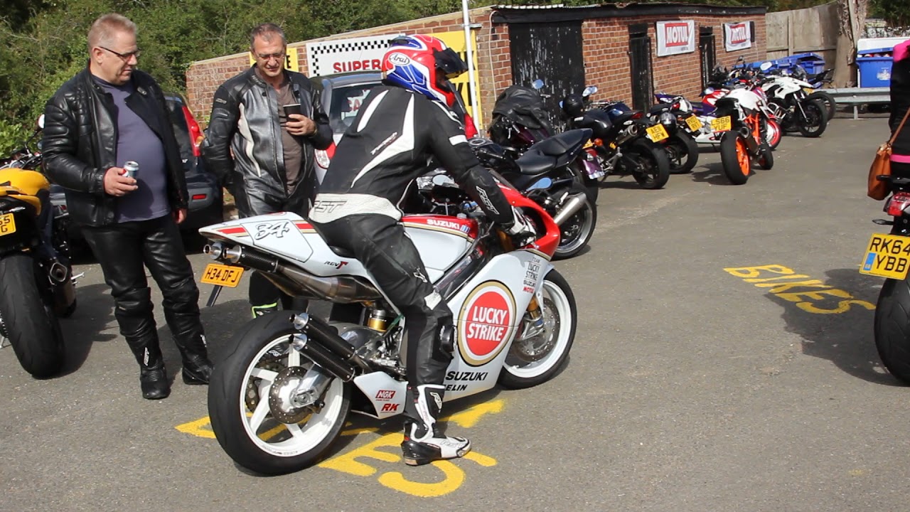 SUZUKI RG500 GAMMA (500cc in 250 Frame) - YouTube