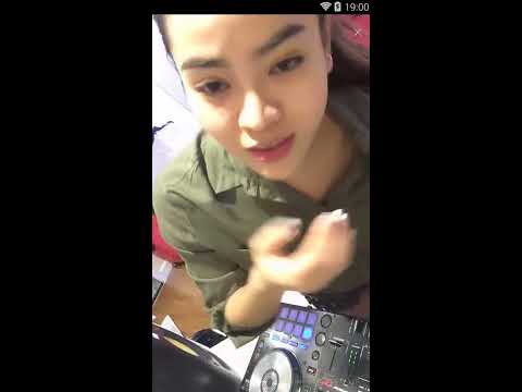 DJ hot girl