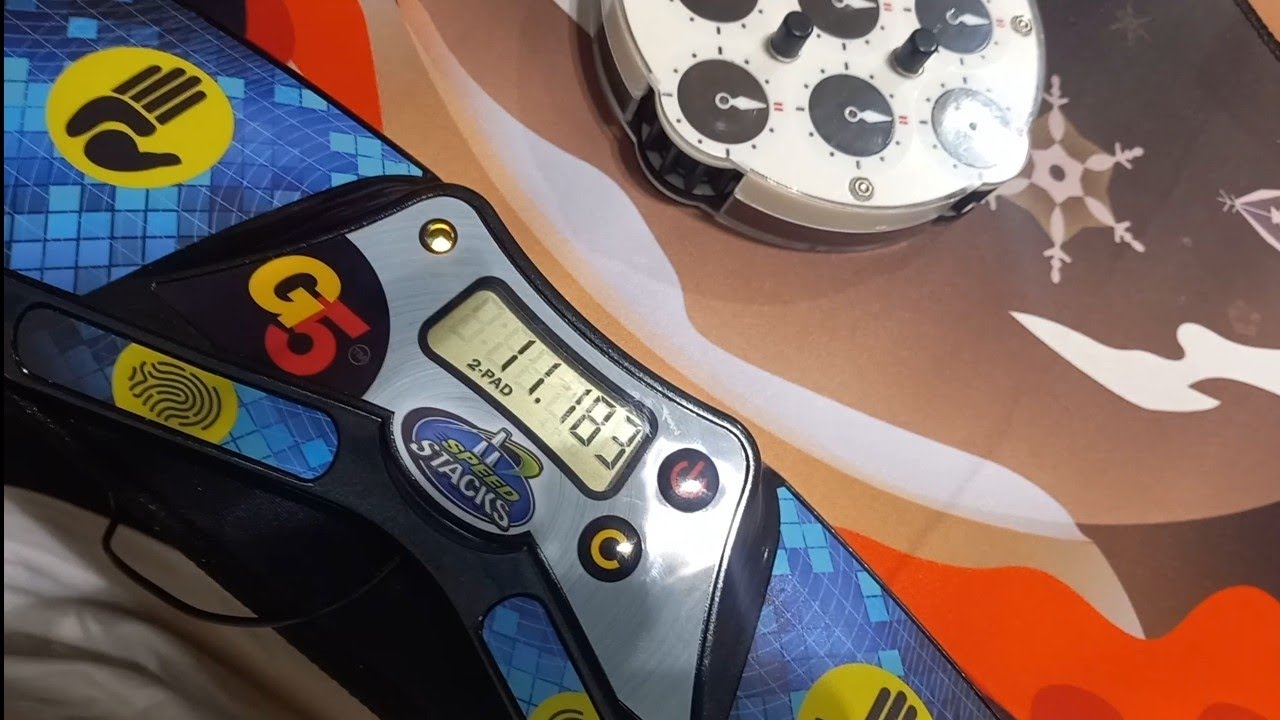 11.18 on Clock attempt 3 at XMUM Cube Open 2025 - YouTube