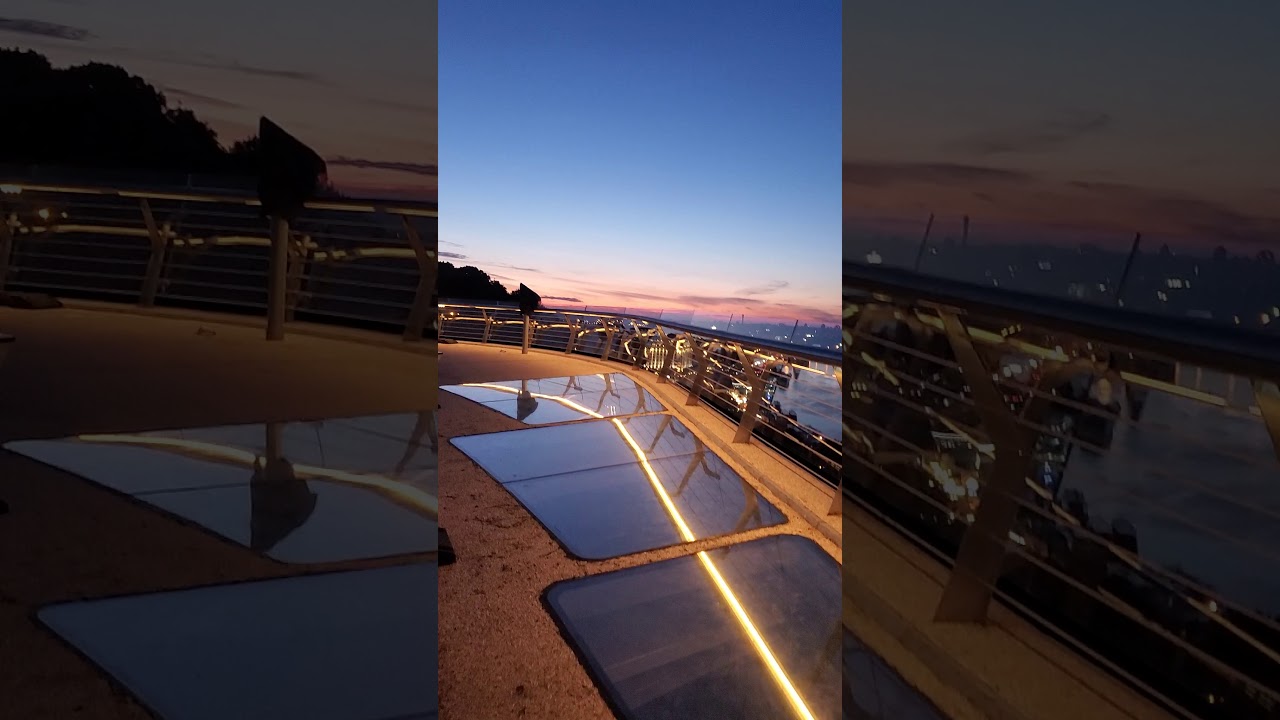 Glass bridge in Kyiv,Ukraine - YouTube