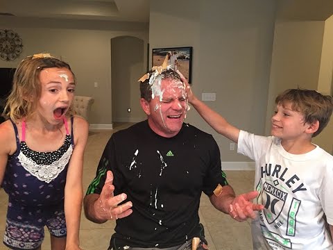 ICE CREAM CHALLENGE | WE LOVE UNICORNS | We Are The Davises