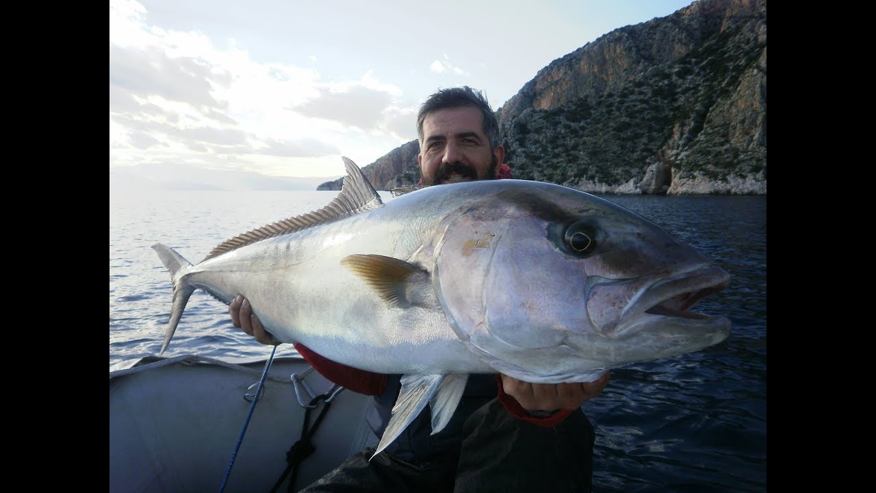 BIG AMBERJACKS! Jigging Exreme fishing Μαγιατικα Greece - YouTube