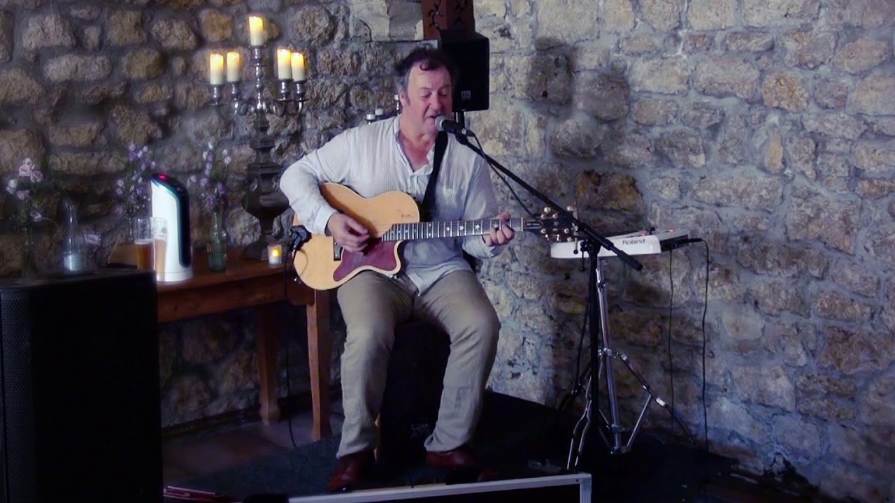 Mark Gillespie - Chasing Cars - YouTube