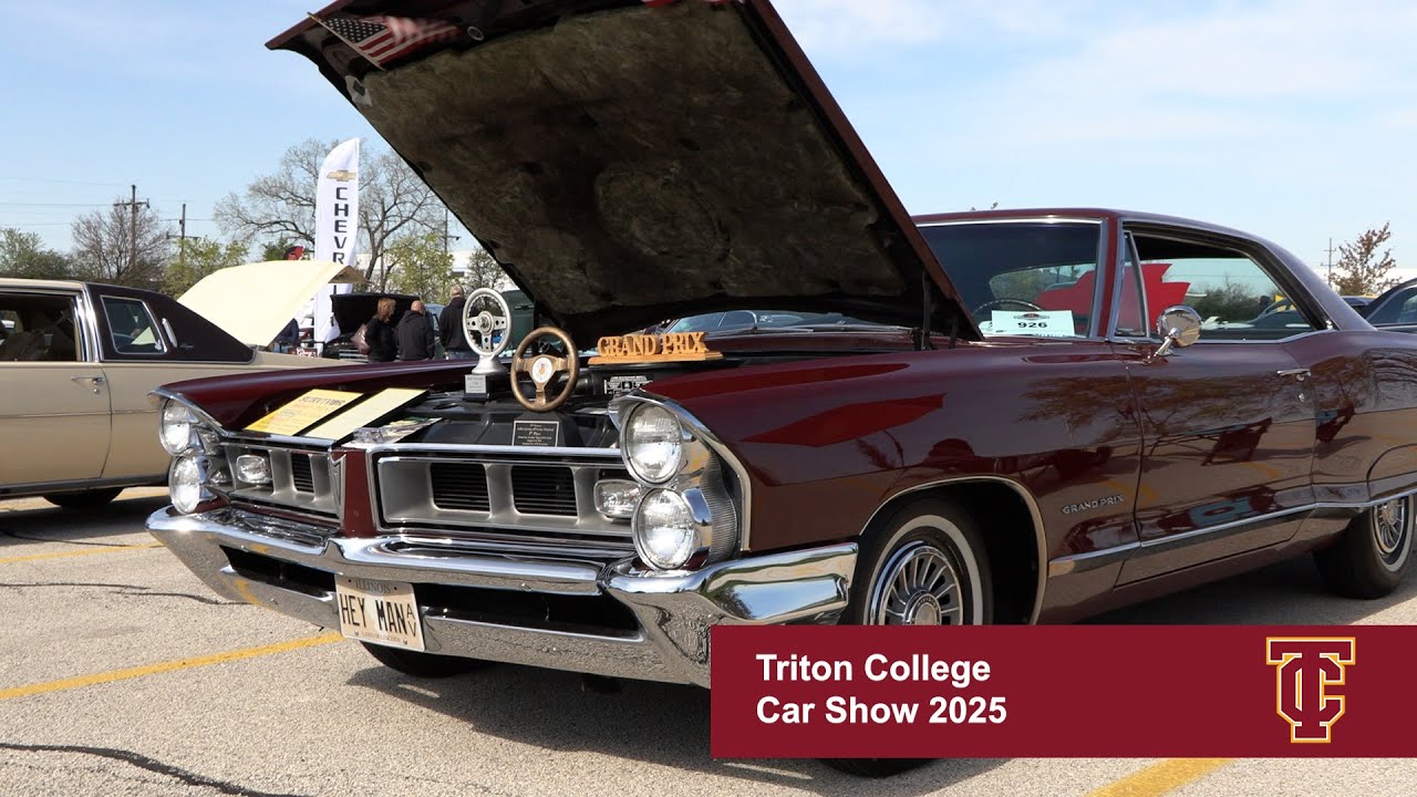 Triton College Car Show 2025 - YouTube