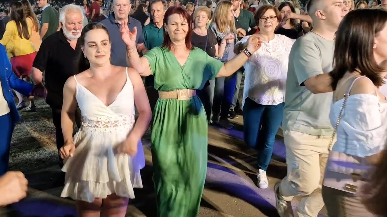 Ήπειρος λεβεντογέννα -Μια κοπέλα στο Πωγώνι- Έχω ένα καημό-Δημήτρης ...