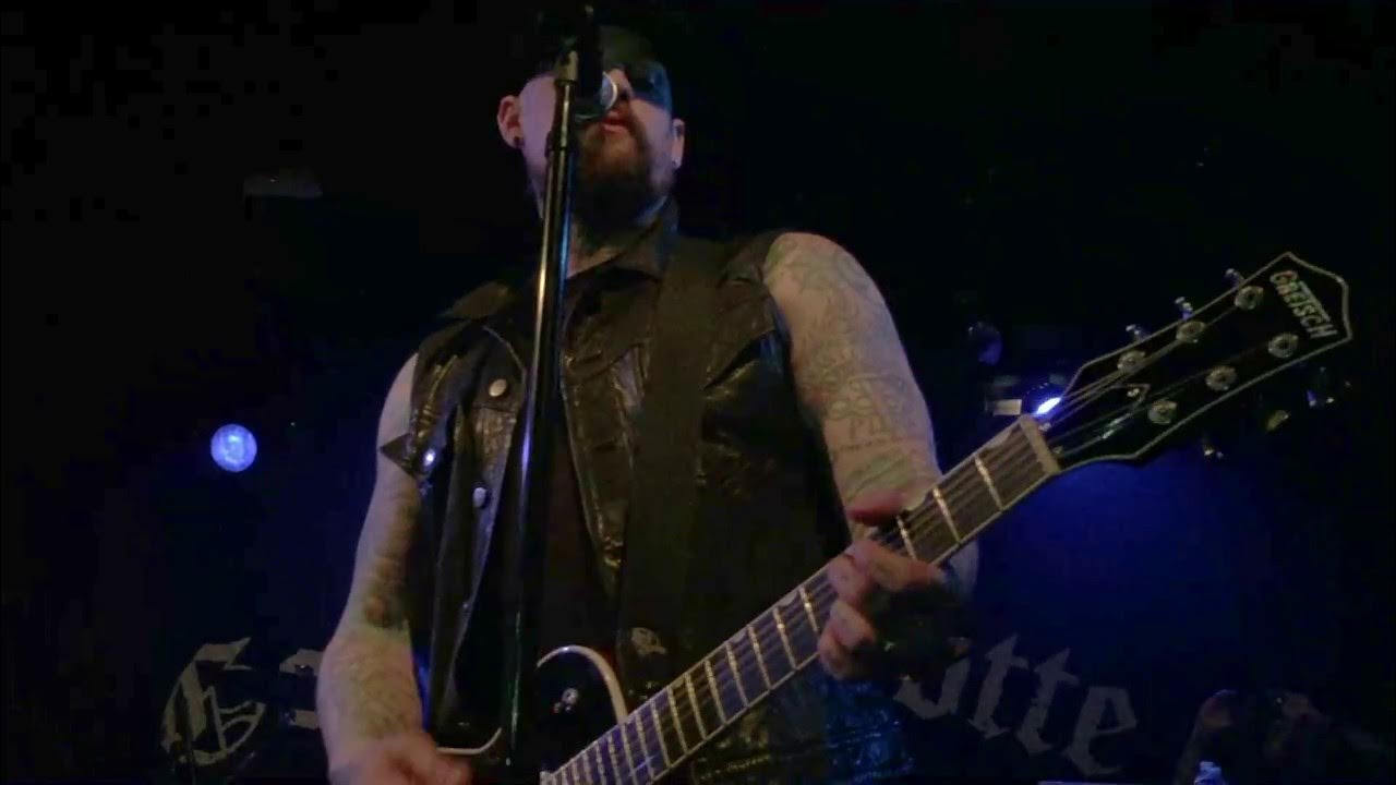 Good Charlotte - "Emotionless" at Paradise Rock Club 4.22.16 - YouTube