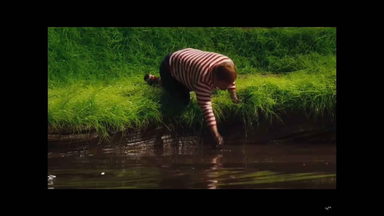 Augustus Gloop falling in Chocolate for almost 2 minutes - YouTube