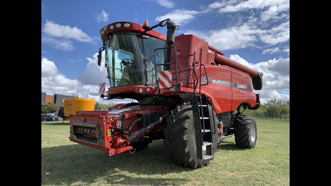 Case IH AXIAL-FLOW 8230 - YouTube