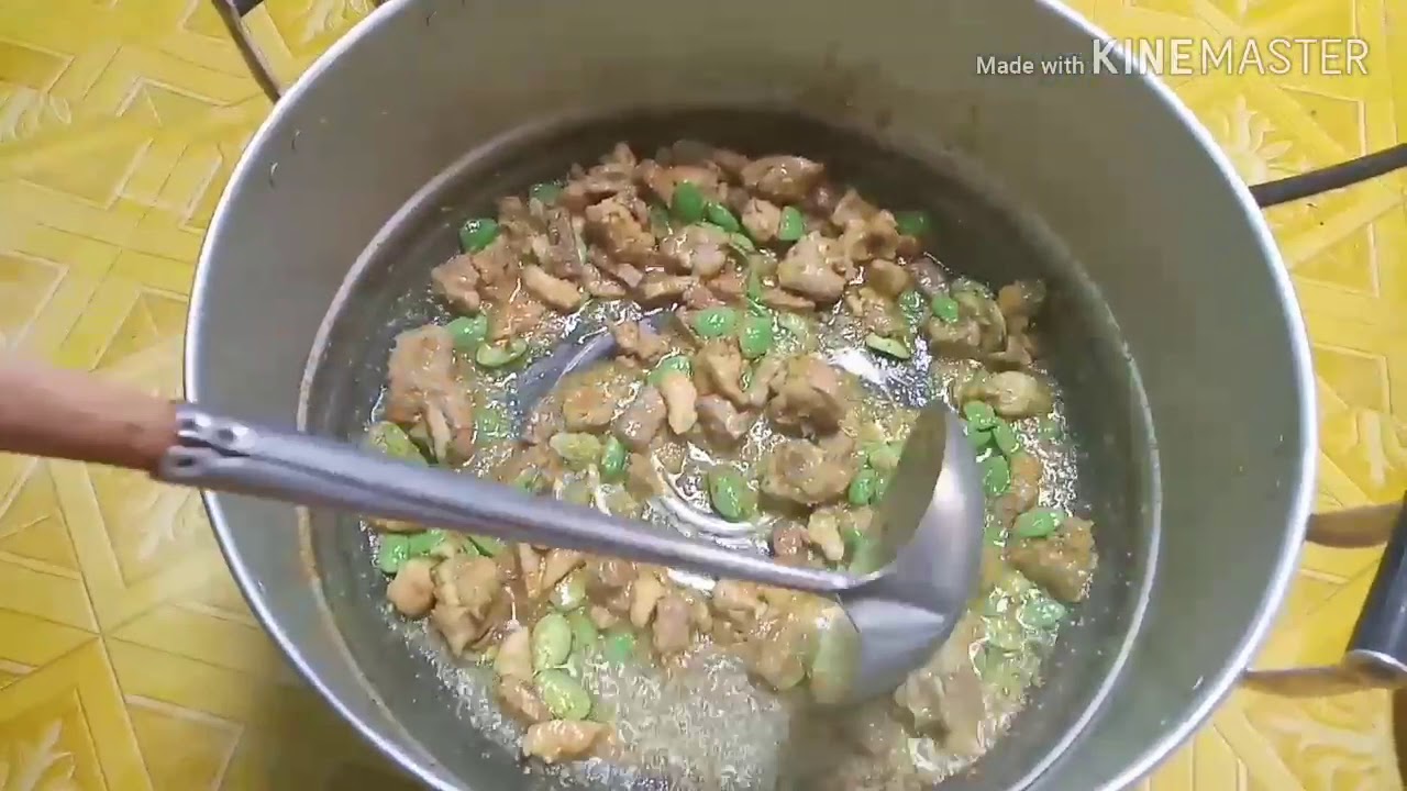 resepi Cik Kinah (bini) man belon lontong lodeh campur petai - YouTube