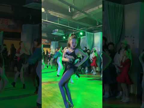 wow caught a sexy pussy#dancesport #dance #dancetutorial #ballroomdance
