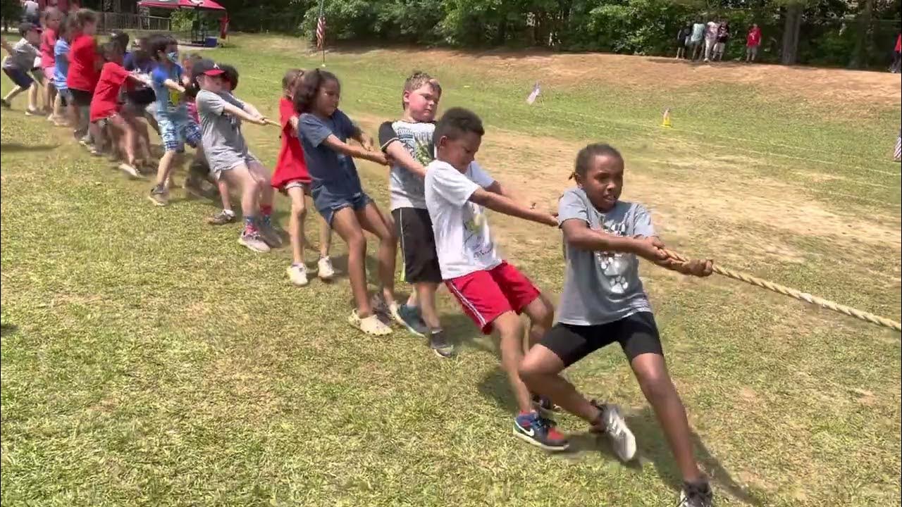 2nd Grade Tug-of-War Championship - YouTube