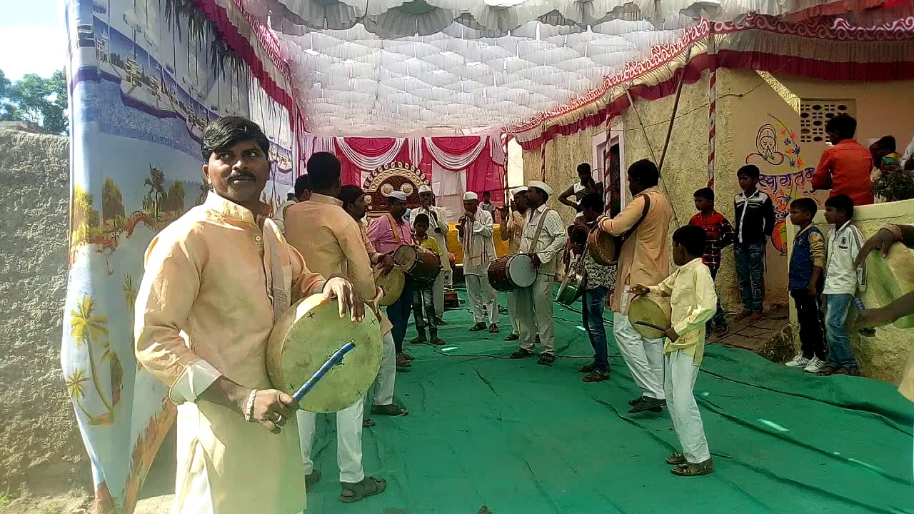 Mayakka devi sur sanai parti khatval tal.khatav dist.satara ph.no ...