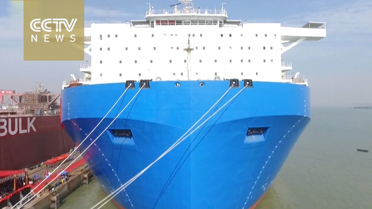 China's largest semi-submersible ship unveiled in Guangzhou - YouTube