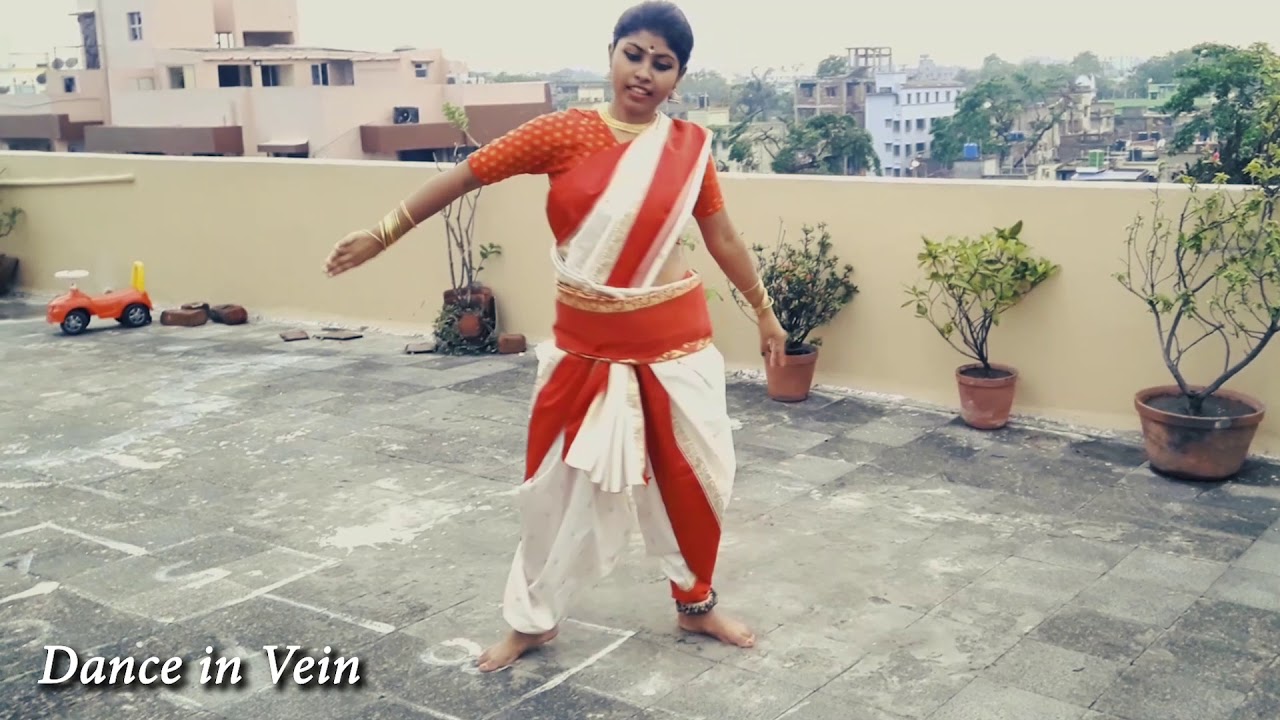 Durga Puja / Navratri Dance || Aigiri Nandini / Shiv Tandav Stotram ...