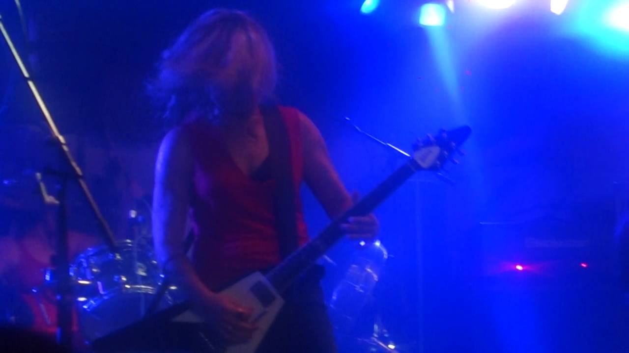 L7 - Shove (Corporation, Sheffield) - YouTube