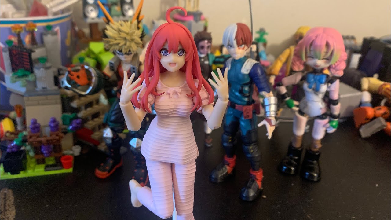 Unboxing my new Itsuki Nakano action figure! (My first female anime ...