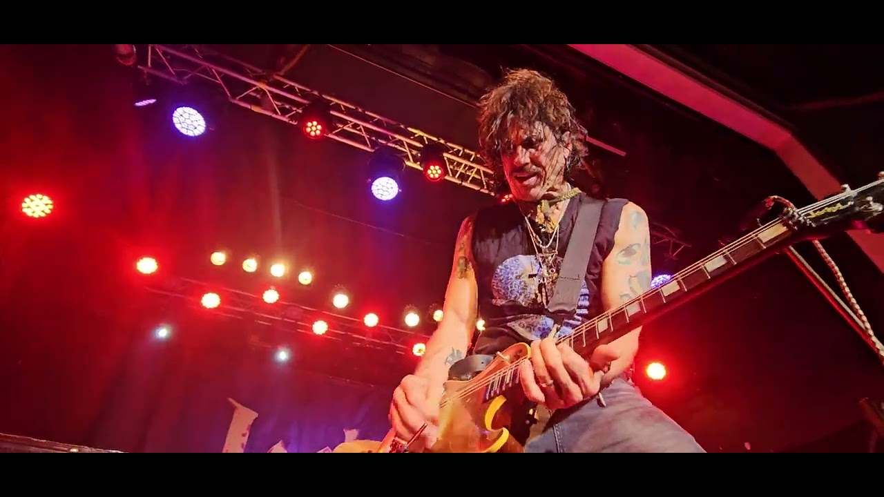Jackyl - Redneck Punk (Live) Raleigh, NC 7-18-2024 - YouTube