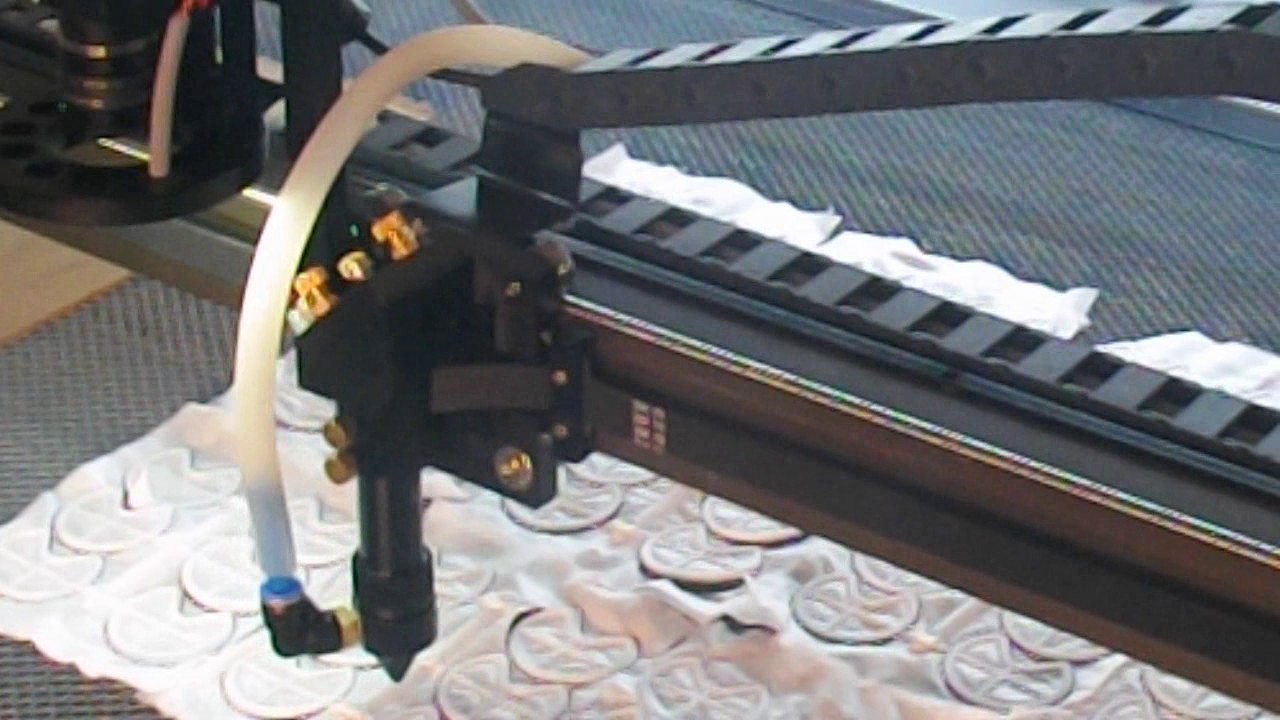 Clothing Laser Cutting Machine Cutting Video - YouTube