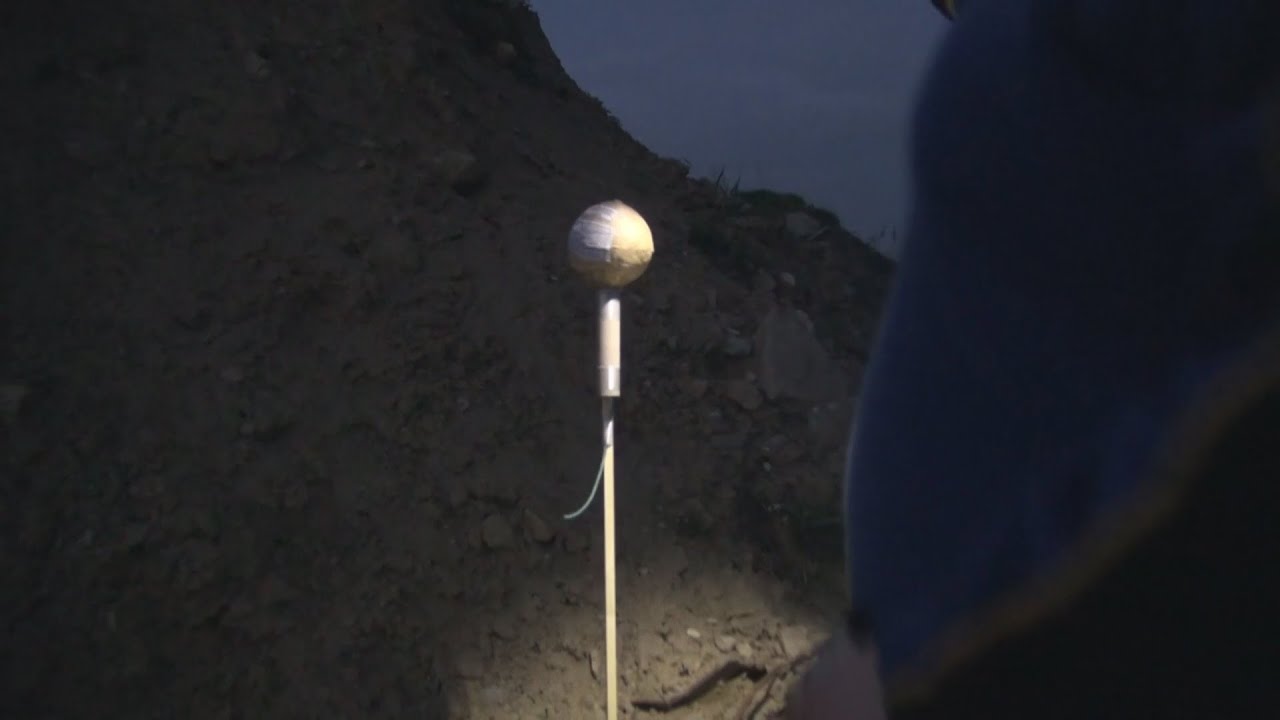 Nuclear Whistle Rocket 1lb Golden Wave to Green - YouTube