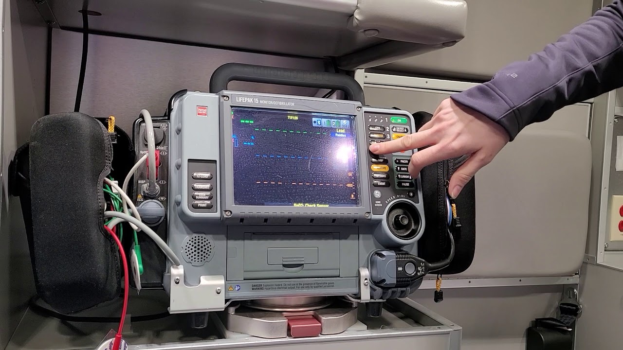 basic use of Lifepak by EMS - YouTube