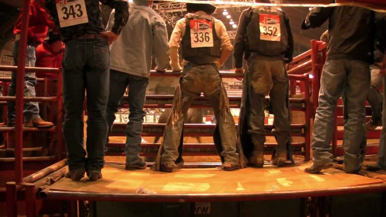 Fort Worth Stockyards Rodeo - YouTube