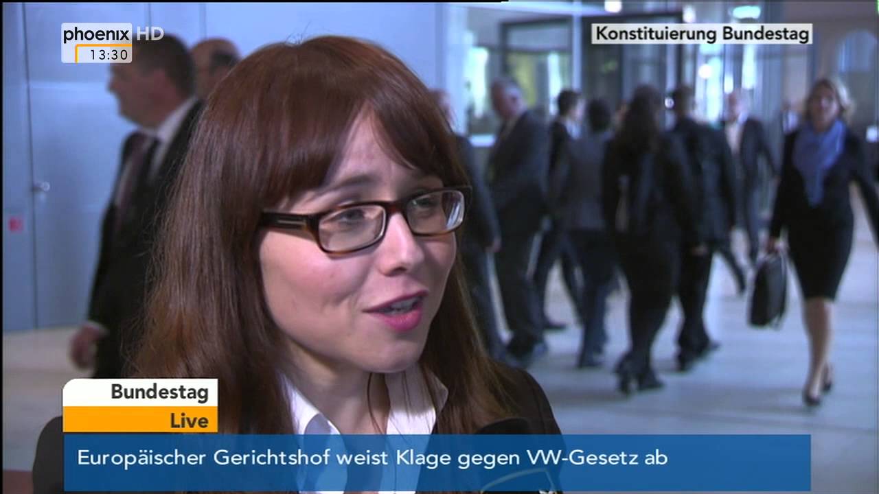 Bundestag: Cemile Giousouf (CDU) im Interview am 22.10.2013 - YouTube