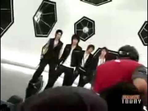 2005.06.14 YTN 《StarNews》화제의 꽃미남 그룹 SS501 '경고'와 'Everything'으로 무대에 올라 - YouTube