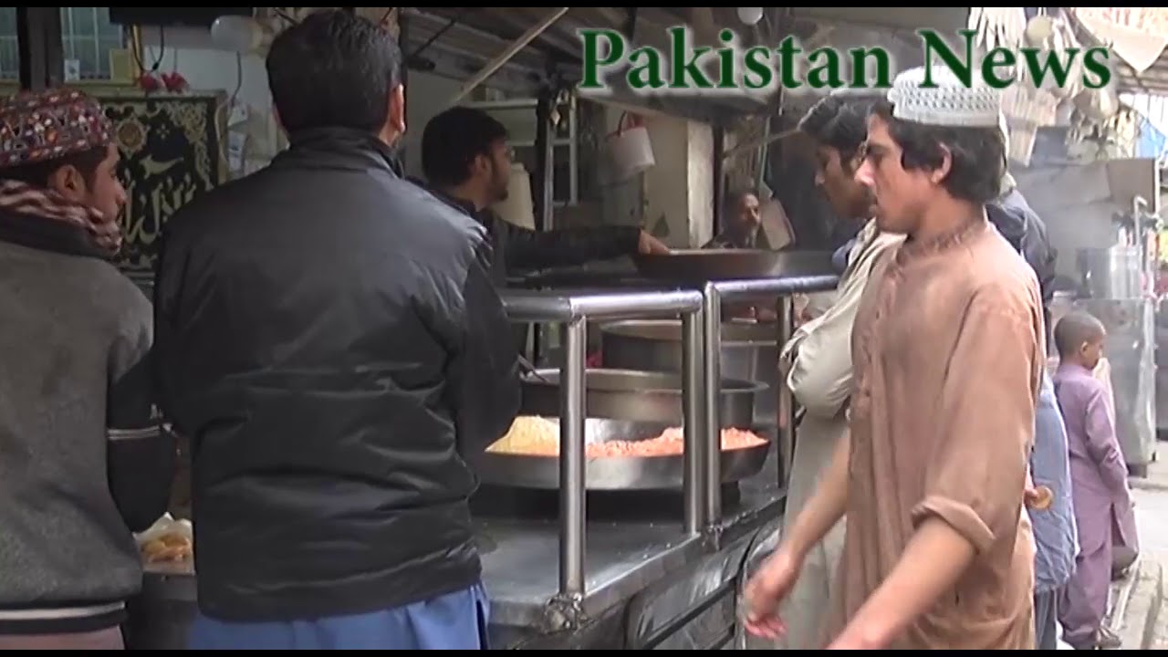 Quetta cold weather and Delicious Breakfast in Prince Road - YouTube