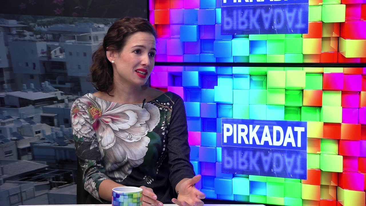 PIRKADAT: Móga Piroska - YouTube