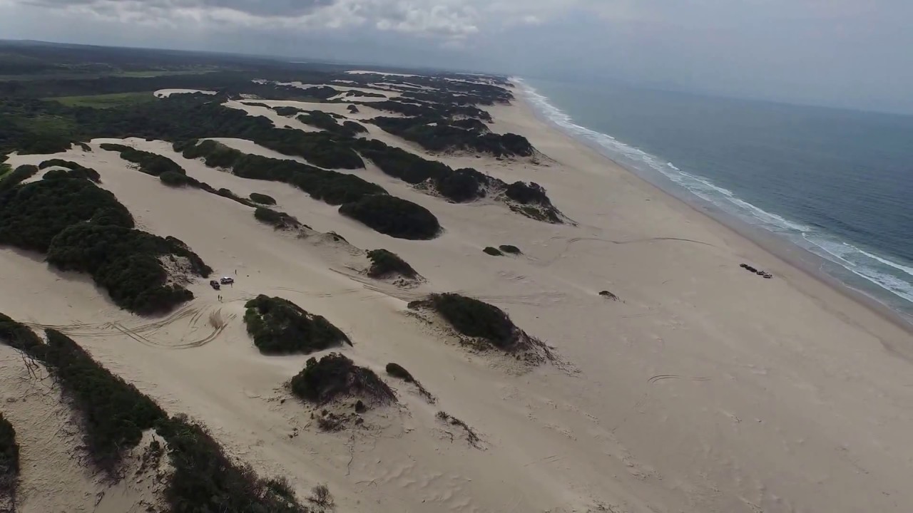 Calanga Beach @ Mozambique - YouTube