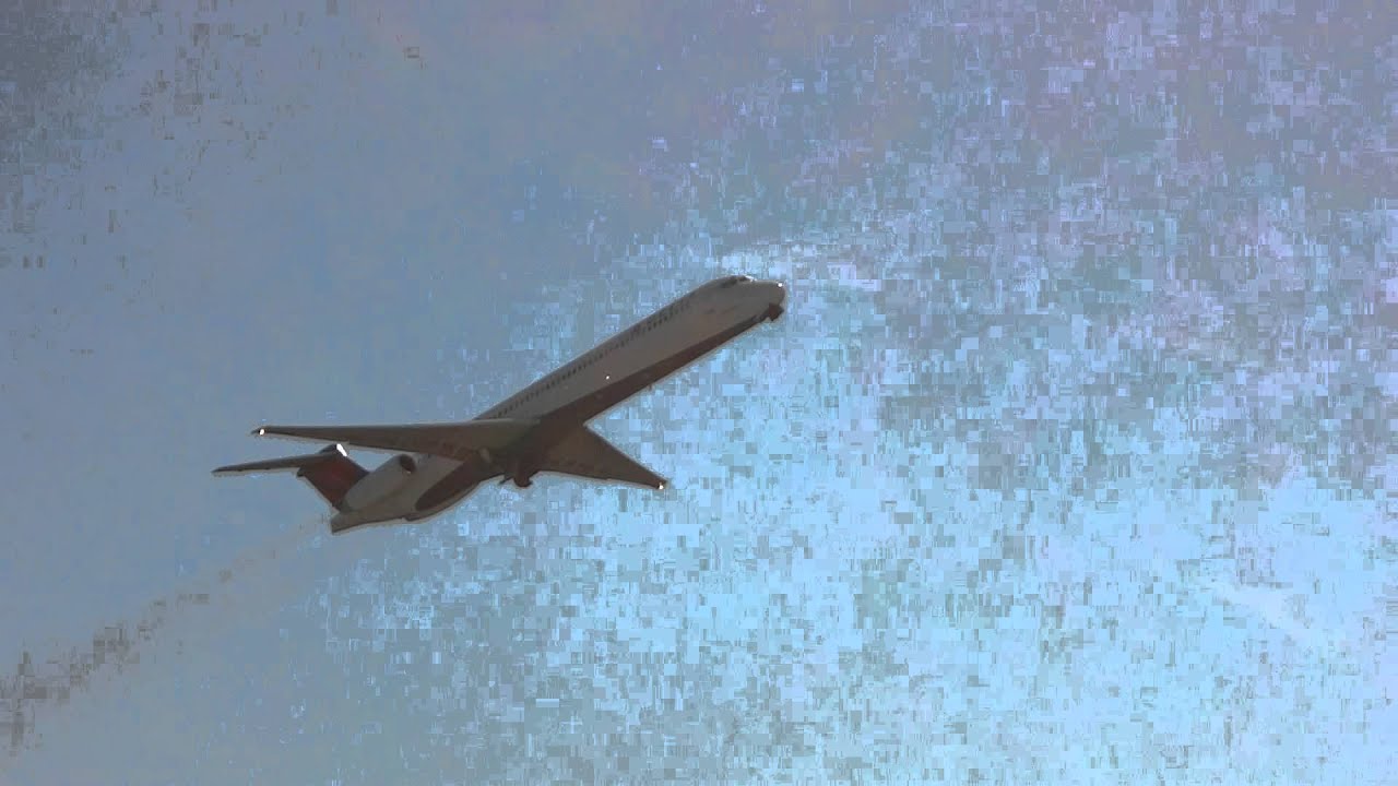 Delta Airlines McDonnell Douglas MD-88 [N977DL] Fast Take-Off at ...