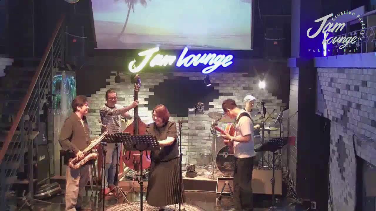 I'm Live via Loola.tv - YouTube