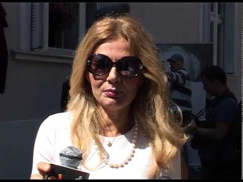 Mirjana Bobic Mojsilovic o Momi Kaporu - YouTube