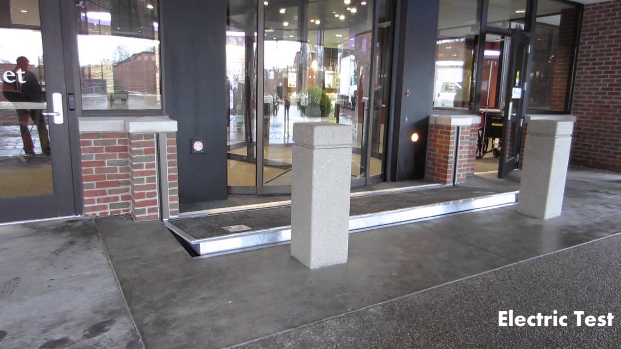 Bottom Hinge Flood Barrier Testing Video - YouTube