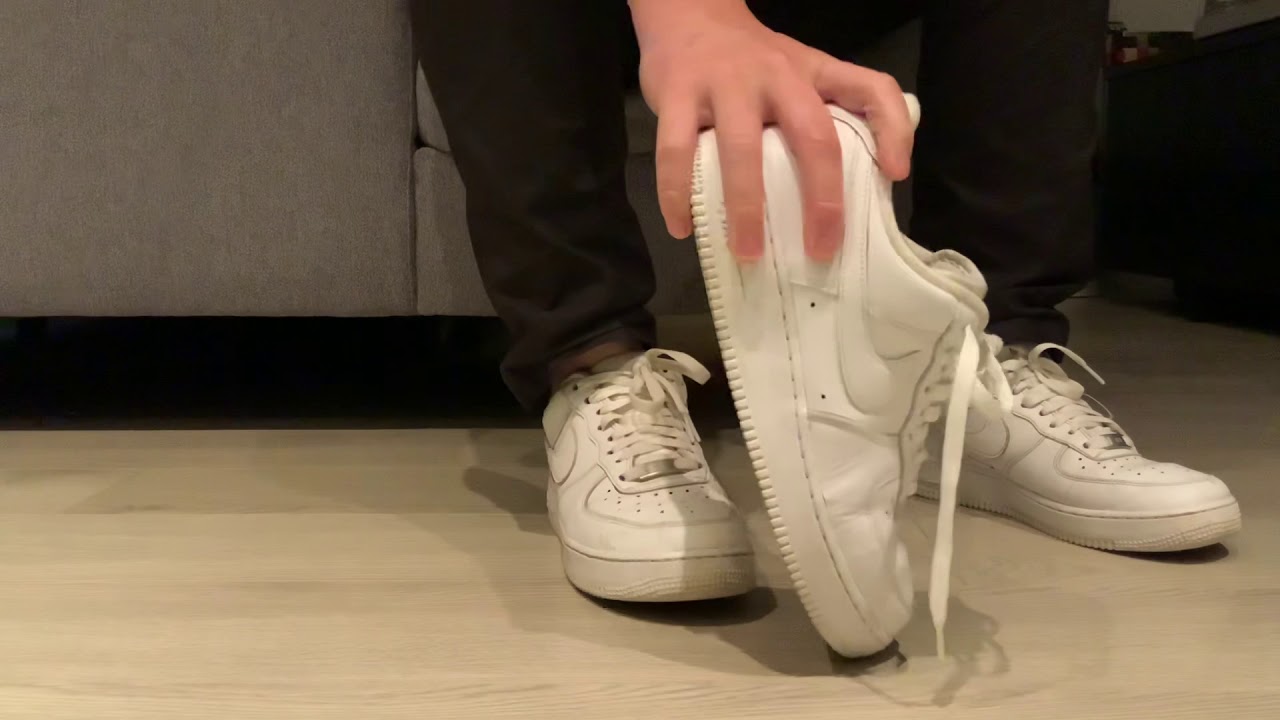 Sockless Sweaty Air Force 1 crush new Air Force 1 - YouTube