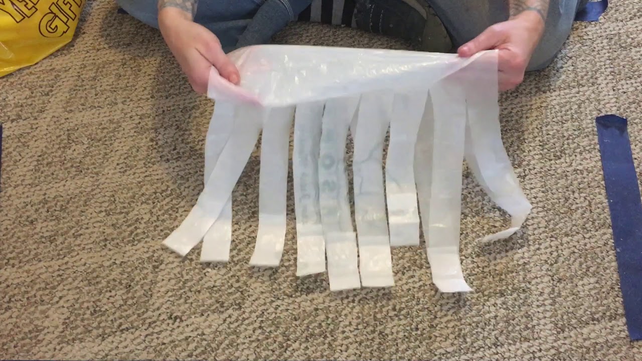 Making Continuous-Strand Plastic Bag Yarn (aka Plarn) - YouTube