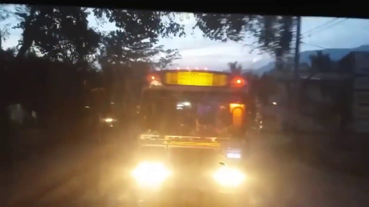 colombo - monaragala bus race CTB Vs Private - YouTube