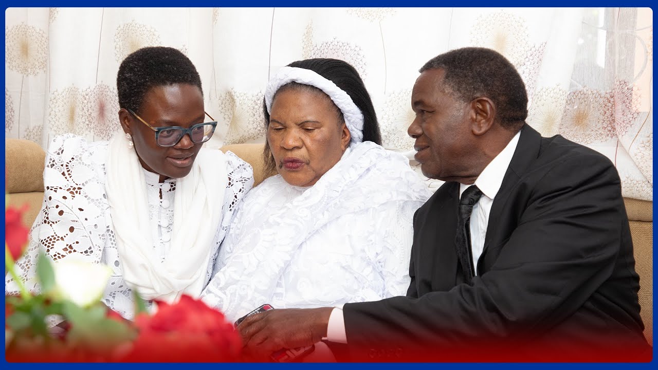 KINACHOENDELEA MSIBANI KWA DKT. SHOGO (ENDASAK MANYARA) - YouTube