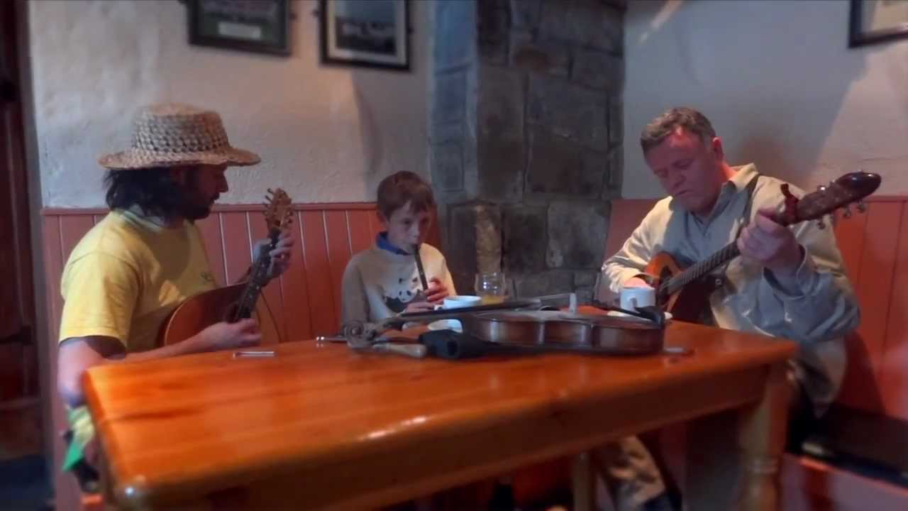 Eoin O'Neill, Quentin Cooper and Tom Healey in Liscannor - YouTube