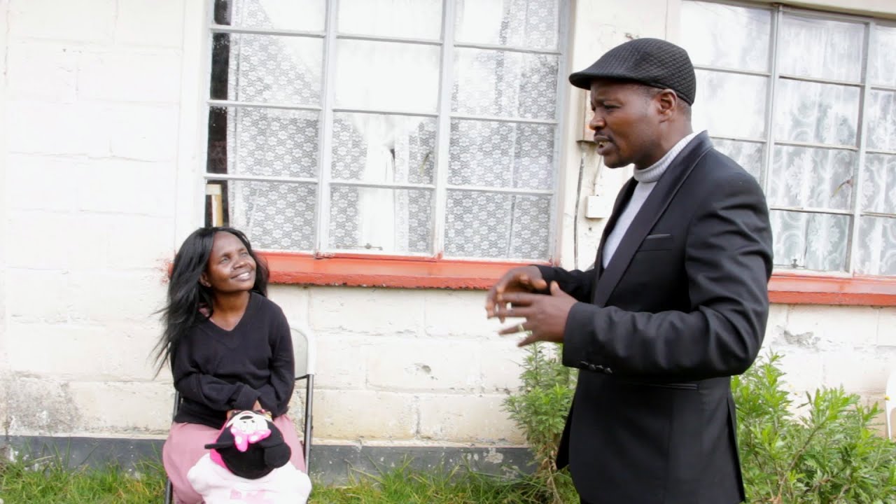 Leonard Karikoga Zhakata meets Tsitsi Gororo who uses her legs to sew ...