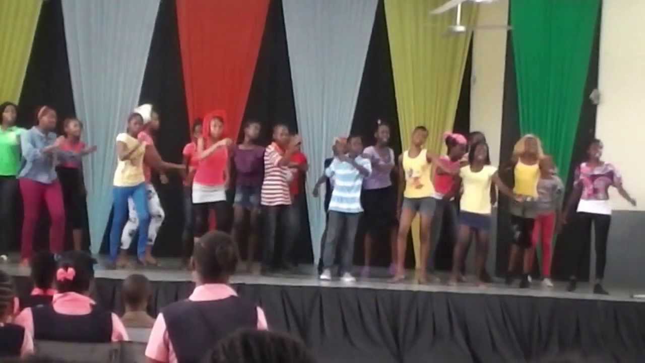 Songs from di pass (Corinaldi Avenue Primary) - YouTube