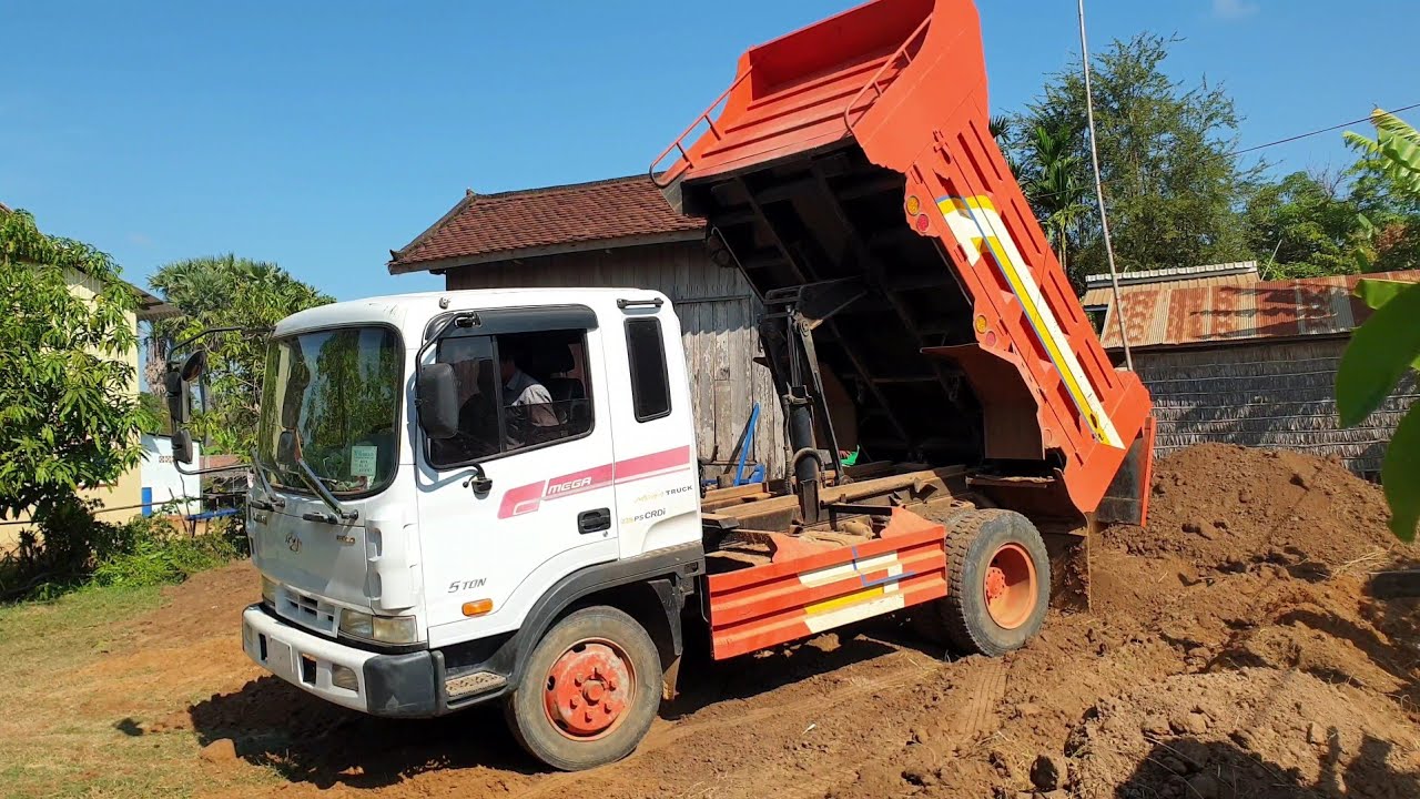 Dump Truck | Mobil Truck | Bulldozer Loading Truck | Hyundai Dump Truck ...