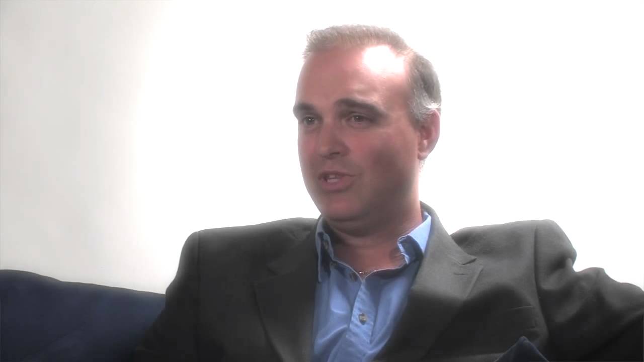 Steve Leduc, directeur de l'école secondaire l'Escale - YouTube