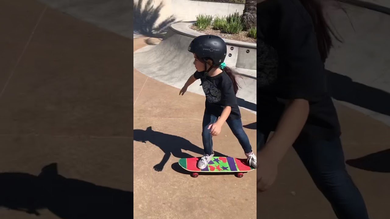 Baby Skateboarding - YouTube