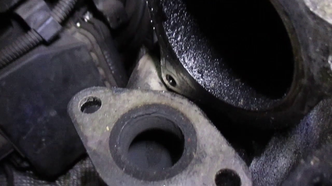 volkswagen touran turbo remplacement part 1 - YouTube