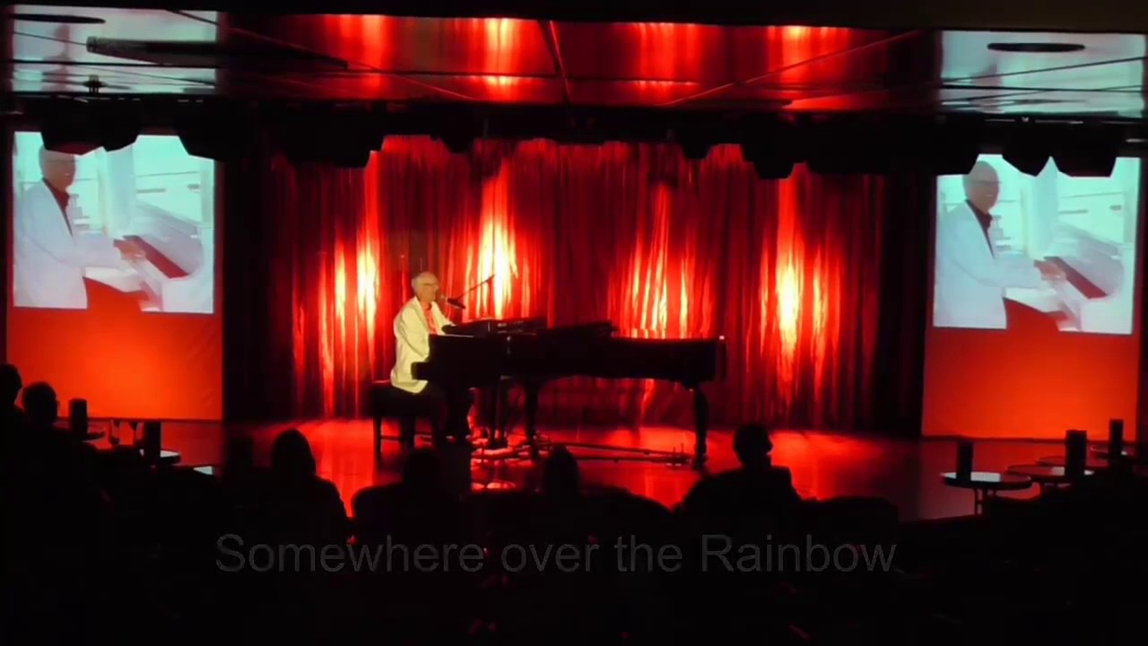 Highlights of a show by David Warwick on the MS Artania in 2016 - YouTube