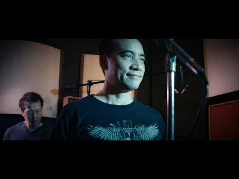 Live Studio Recording-DJB Rock (Official Music Video) "Ua Ib Tug" - YouTube